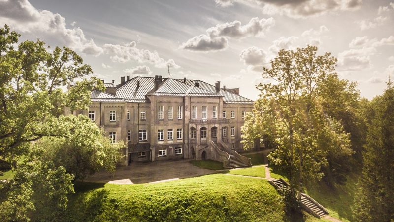 Priekules muižas komplekss